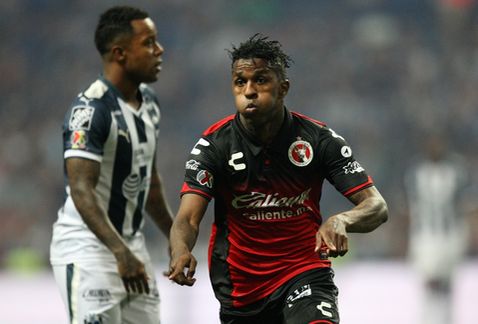 Xolos sorprende y avanza a 'semis' de Liga MX | Telediario México