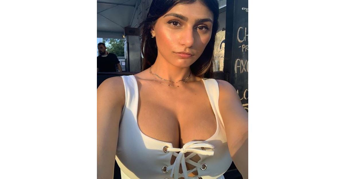 ¡Mia Khalifa se toma selfie desnuda! (FOTO) | Telediario México