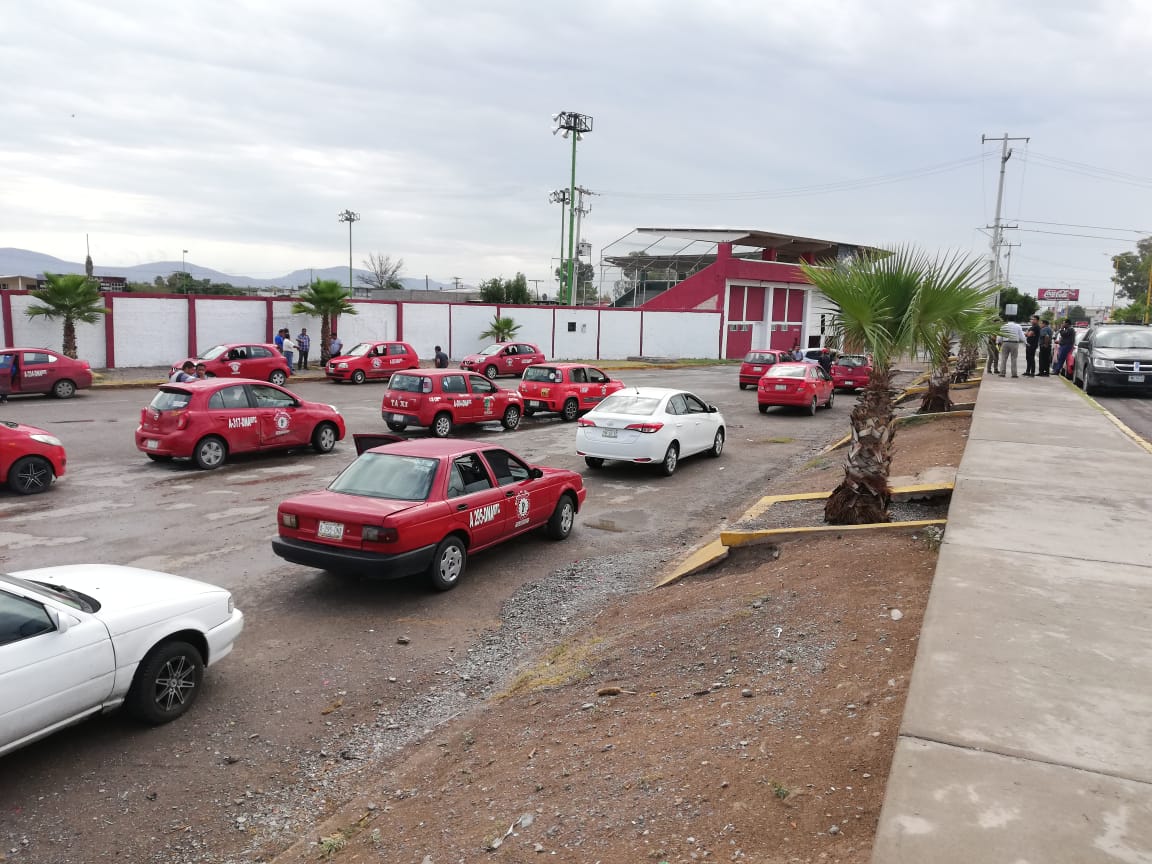 Taxistas de Matamoros se manifiestan en demanda de la destitución del ...