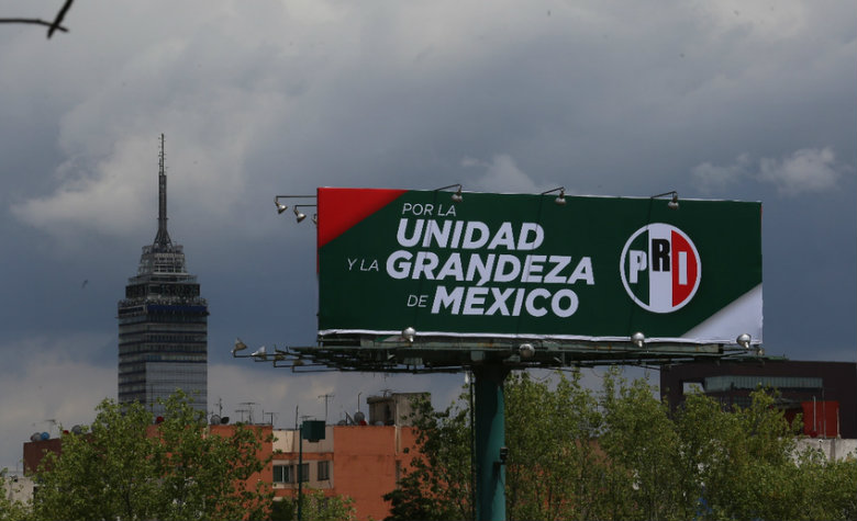 'Regresaremos' : el nuevo lema del PRI en espectaculares | Telediario ...