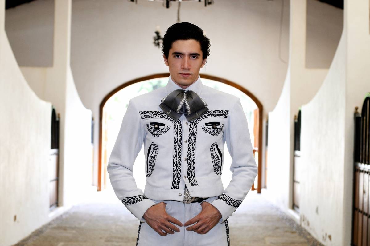 Alex Fernández anuncia su nueva canción 'Lo Que Tú Necesitas ...