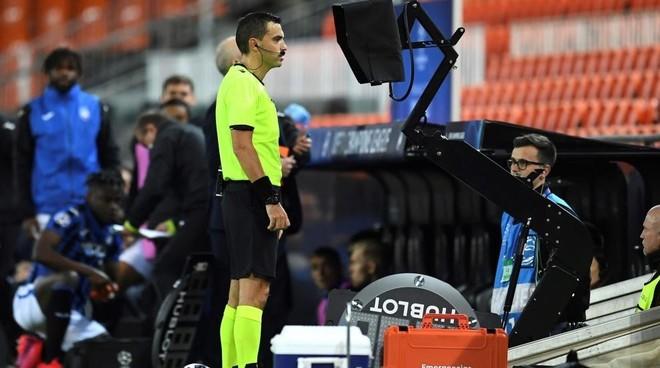 Concacaf utilizará el VAR para el 2021 | Telediario México