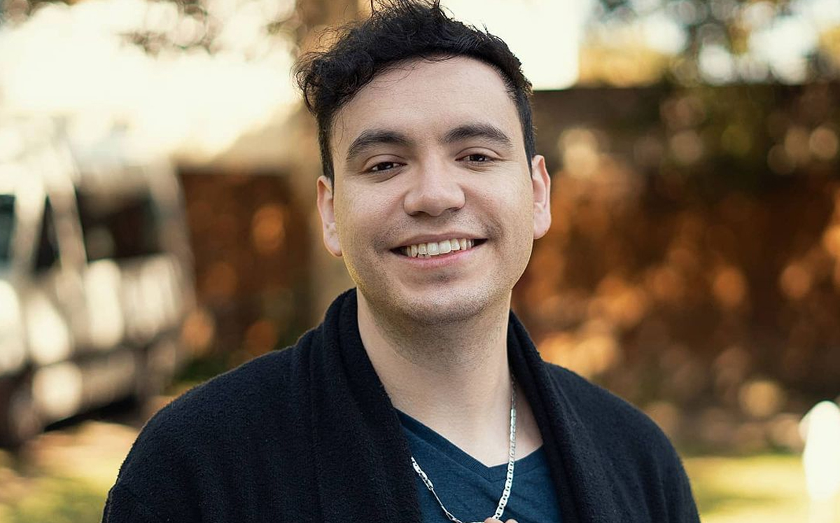 Raymix estrena su nuevo sencillo “Traviesa” | Telediario México