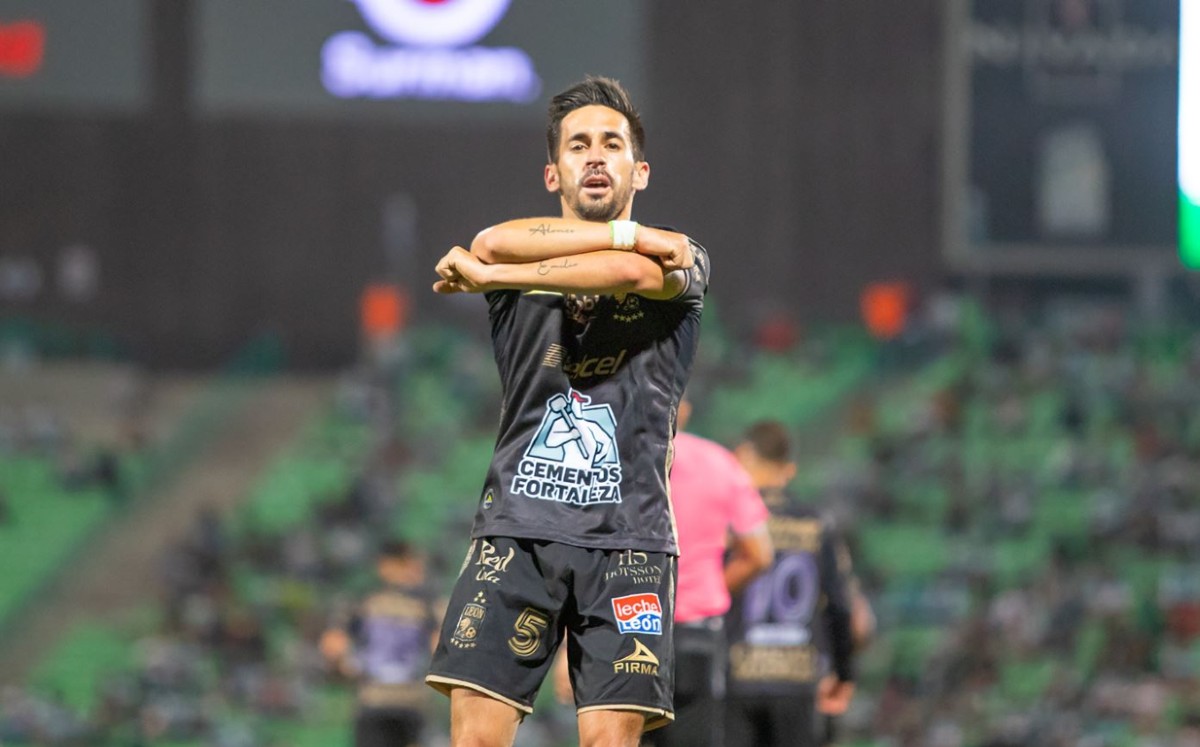 Colosal mentada de madre a Fernando Navarro [VIDEO] | Telediario México