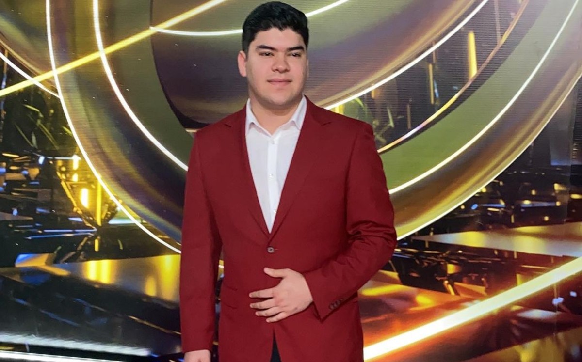 Asesinan al cantante de corridos Alex Quintero en Sonora | Telediario ...