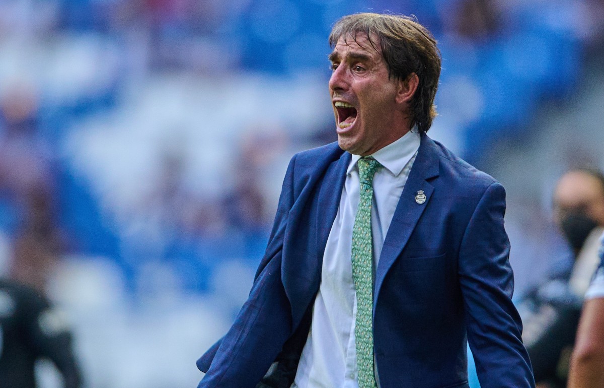 Guillermo Almada: Rayados dignifica nuestro triunfo | Telediario México