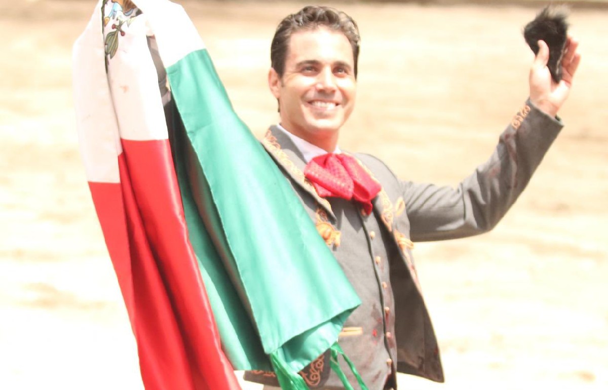 Debut como matador de José Mauricio | Telediario México