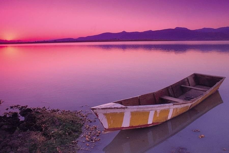 Conoce el Lago de Sangre en Yuriria un atractivo turístico lleno de ...