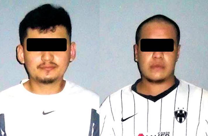Detienen A Dos Hombres Y Uno Se Fuga Tras Amenazar Con Rifle A Policías