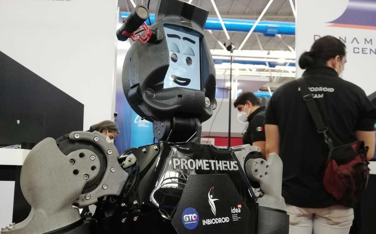 Robot Prometheus pasa a la final con sus creadores guanajuatenses ...