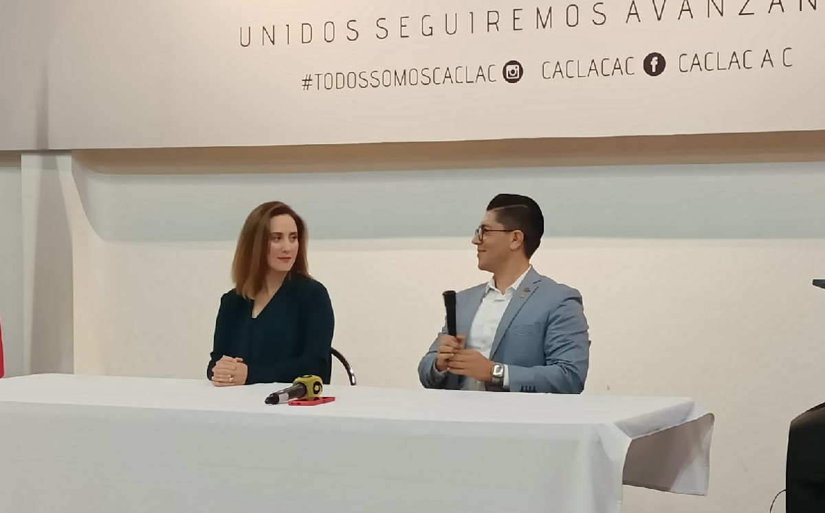 Presentan a nueva presidenta del Colegio de Arquitectos| Telediario México