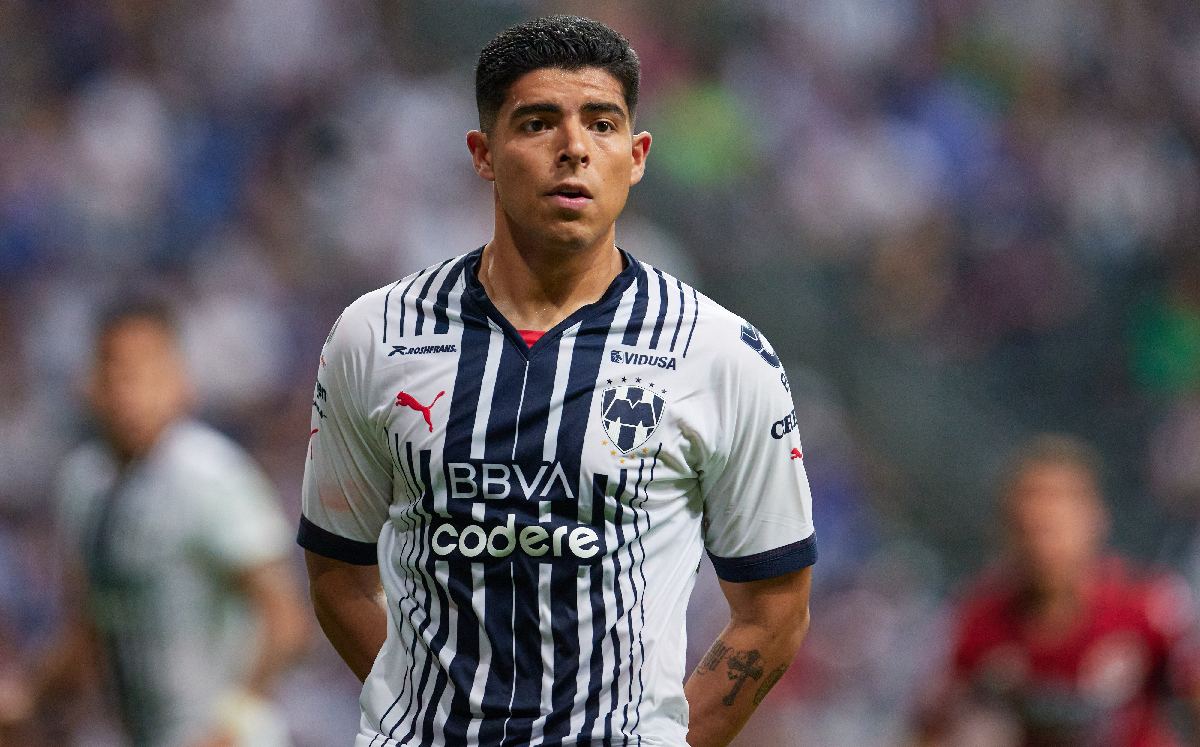 Víctor Guzmán, un defensa que pudo sustituir a César Montes| Telediario ...