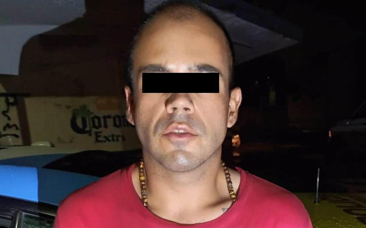 Hombre es detenido en Monterrey por intentar robar batería de auto| Telediario México