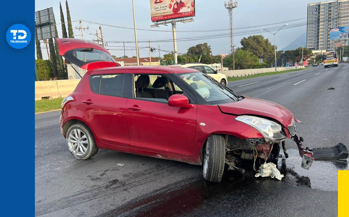 Choque provoca cierres viales en avenida Garza Sada en Monterrey| Telediario México
