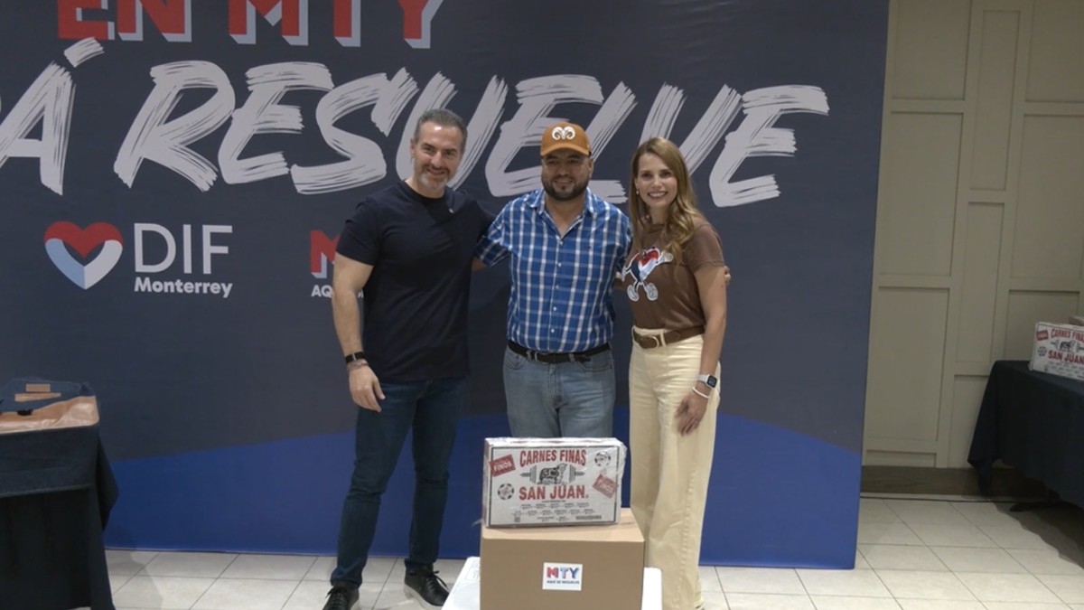Celebran-Adrián-de-la-Graza-y-esposa-día-del-padre-con-rifa| Telediario ...